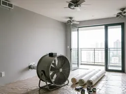 贵阳南明商铺橱窗内侧遮光卷帘边角轨道变形校正更换配件报价